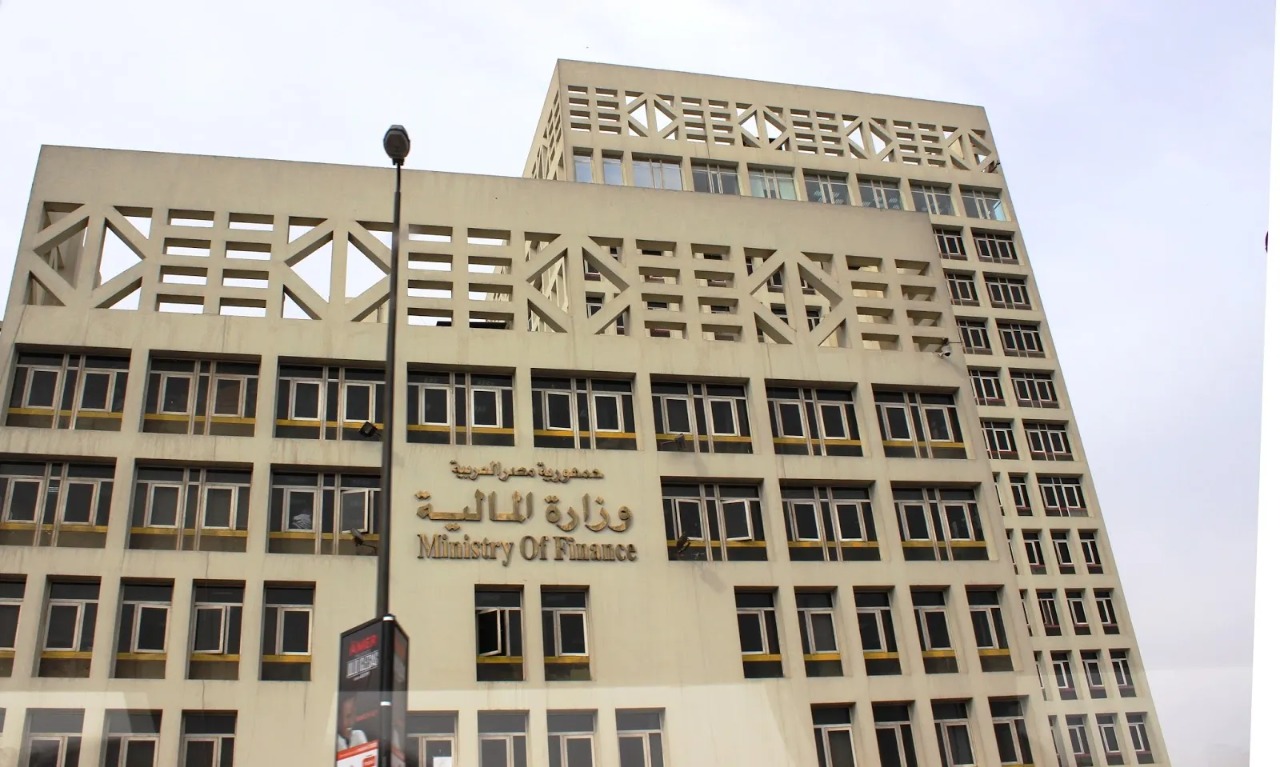 Egypt’s Finance Ministry plans to issue 35 bids for treasury bills and ...