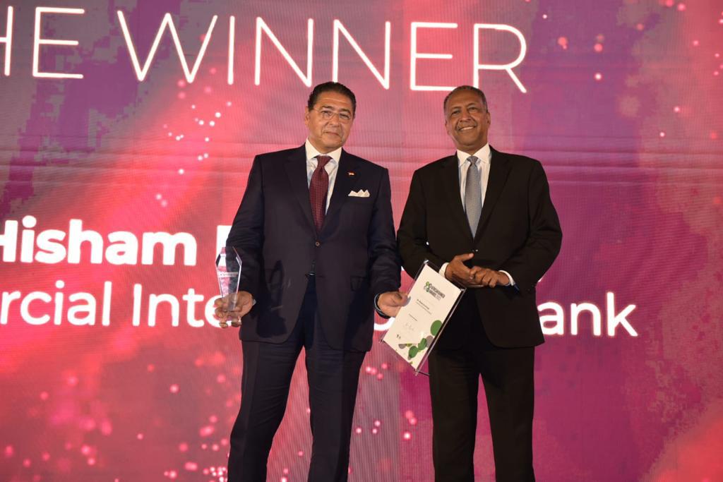 CIB’s Hisham Ezz Al-Arab receives Lifetime Achievement Award at African ...