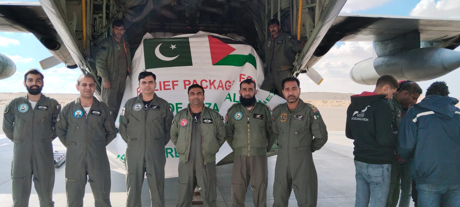 Pakistan delivers fifth batch of aid to Gaza via Egypt - Dailynewsegypt
