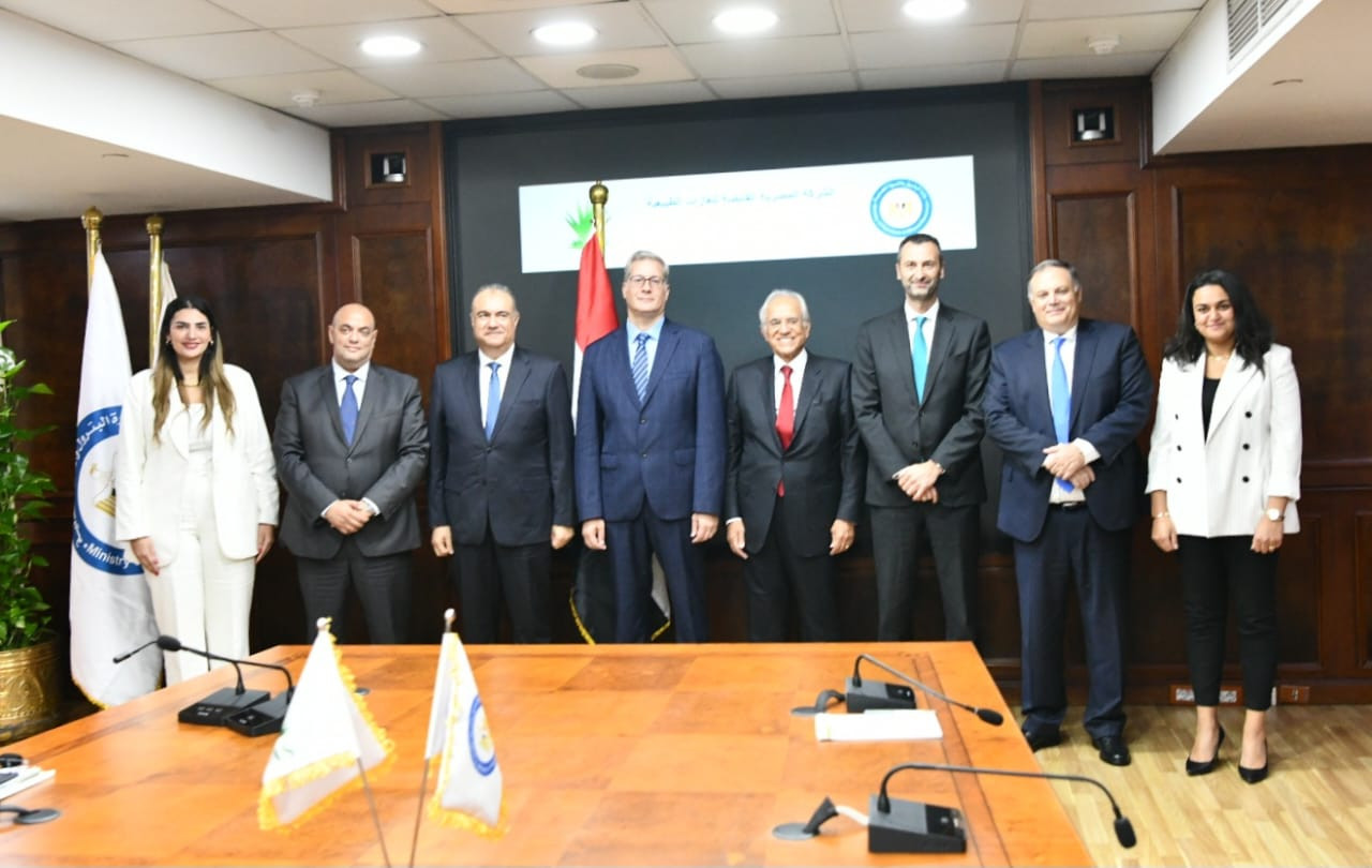 EGAS, Greek Copelouzos sign agreement to establish new gas company ...