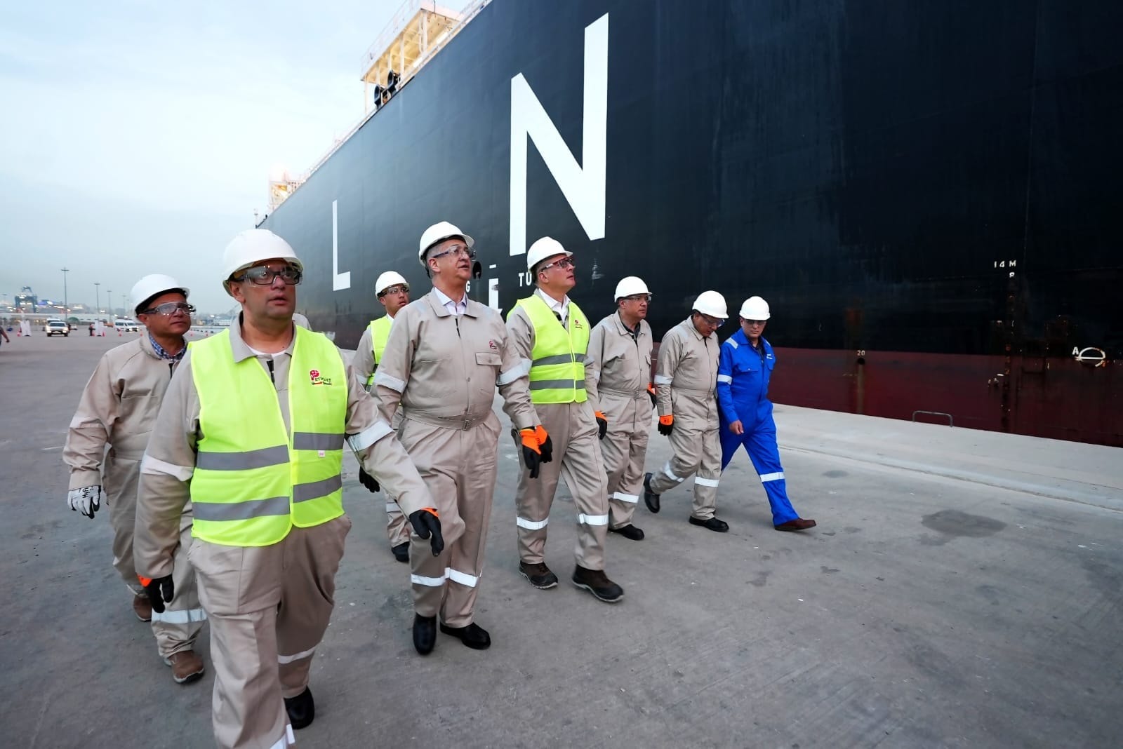 FSRU Energos Power arrives at Alexandria Port to boost summer gas ...