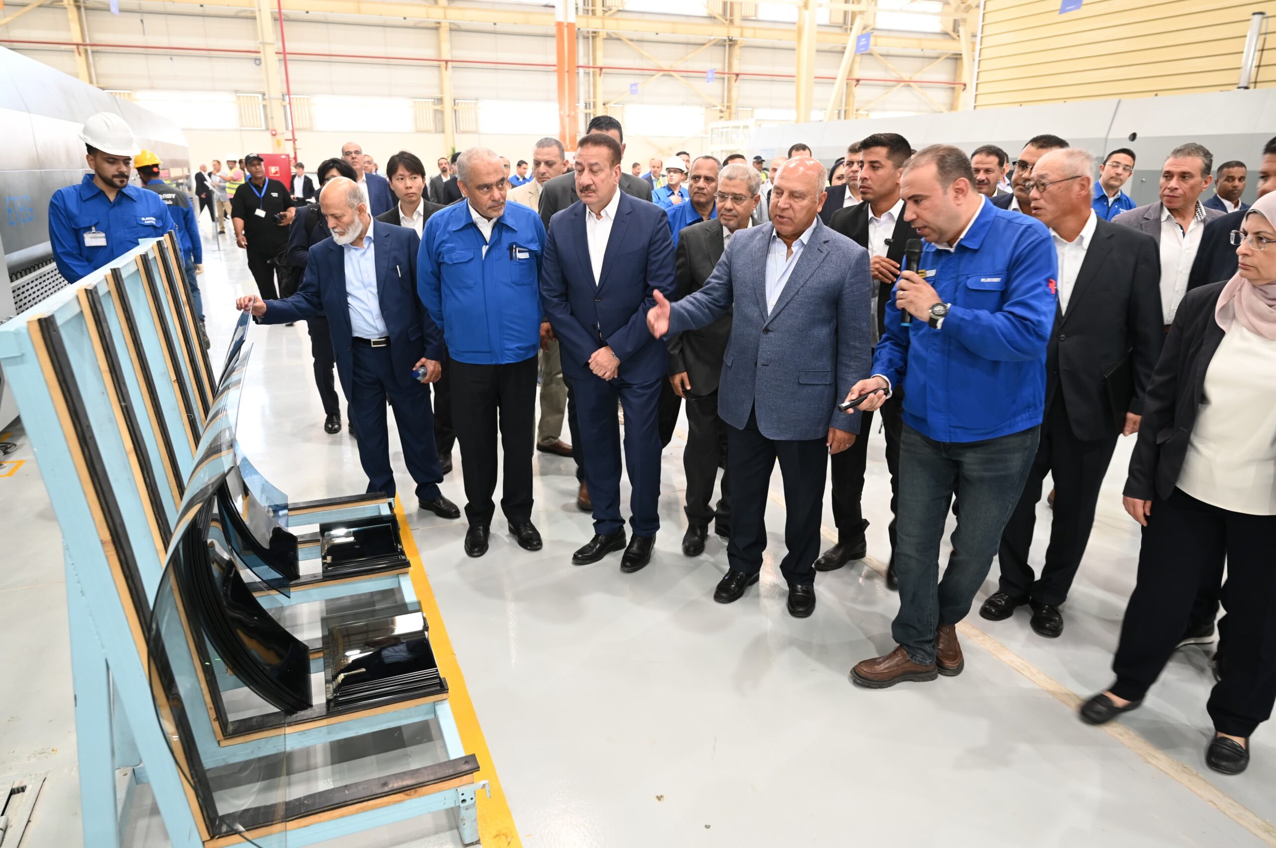 Al-Wazir inaugurates glass factory, lays foundation stone for new ...