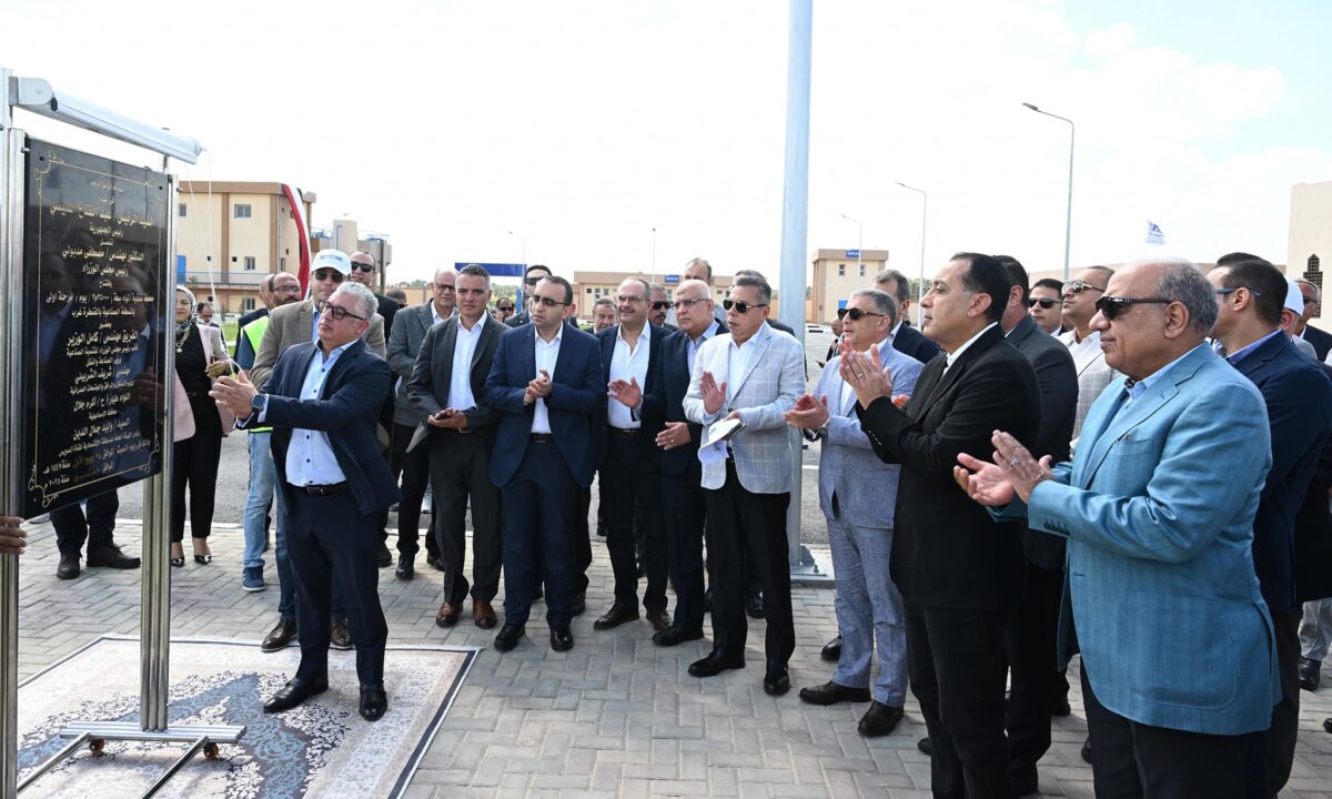 Madbouly inaugurates new industrial projects in Qantara West Industrial ...