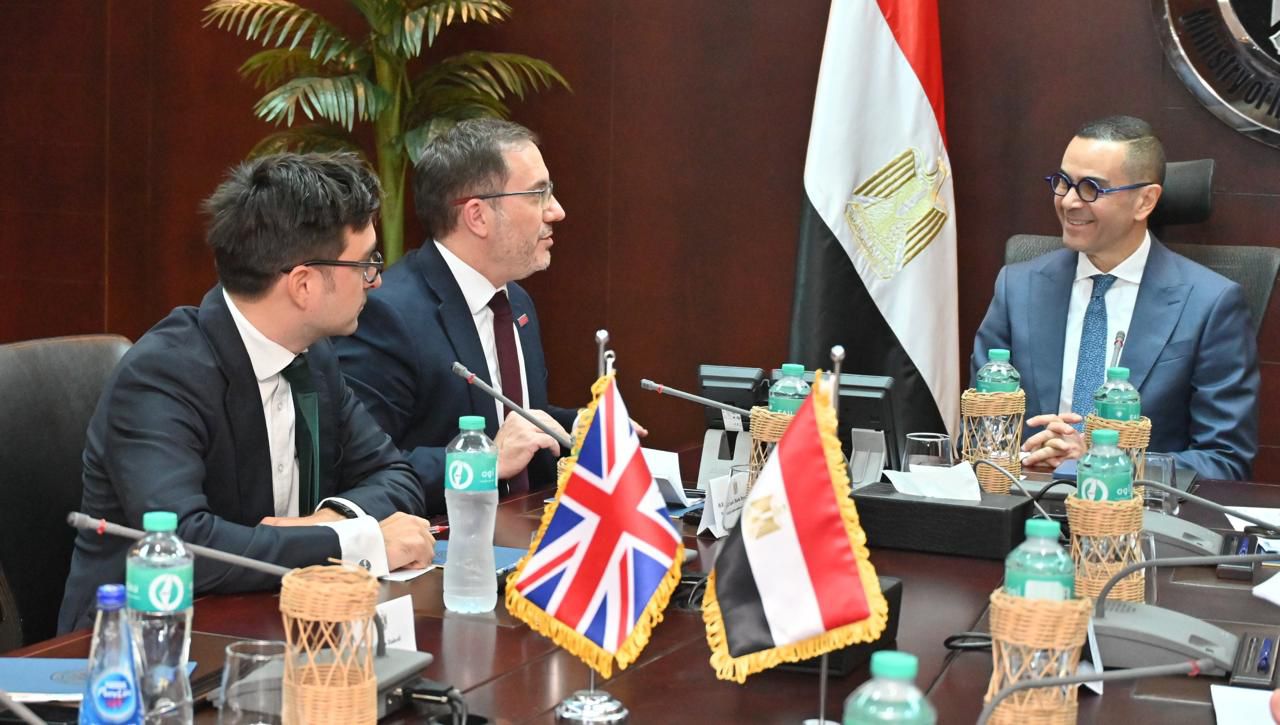 Egypt’s investment minister, British ambassador discuss strengthening ...