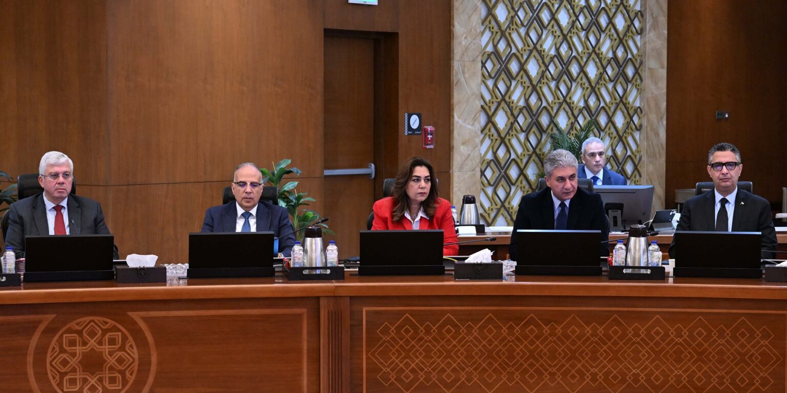 Egypt reports sharp drop in waste burning incidents during autumn 2025 ...