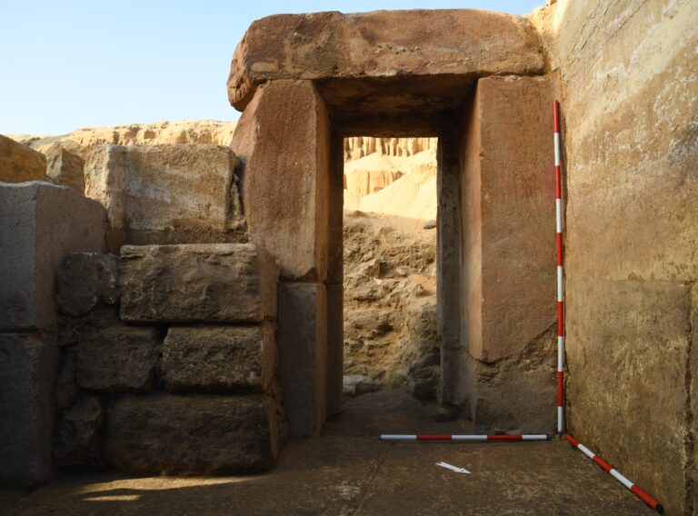 Abusir excavation unearths massive 5th Dynasty sun complex after ...